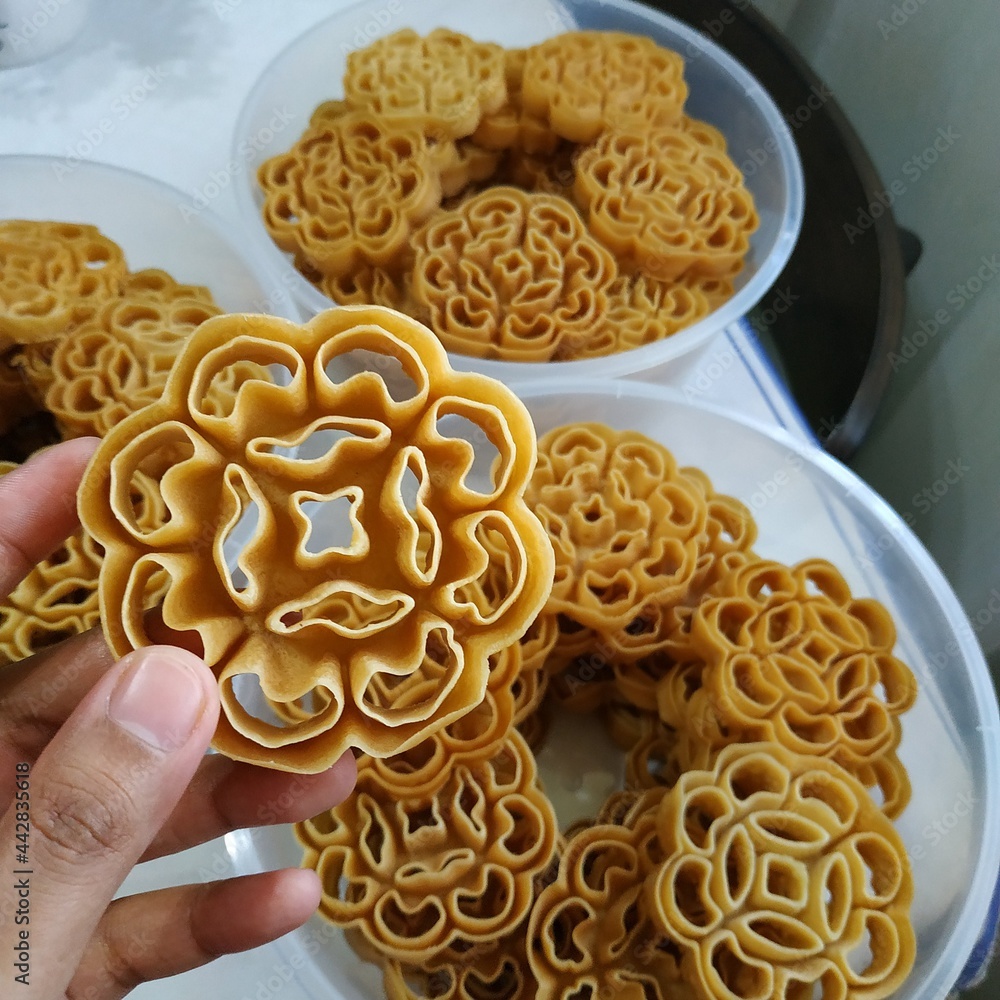 Foto de Stock Malaysian Kuih Raya called Kuih Goyang or Kuih Ros ...