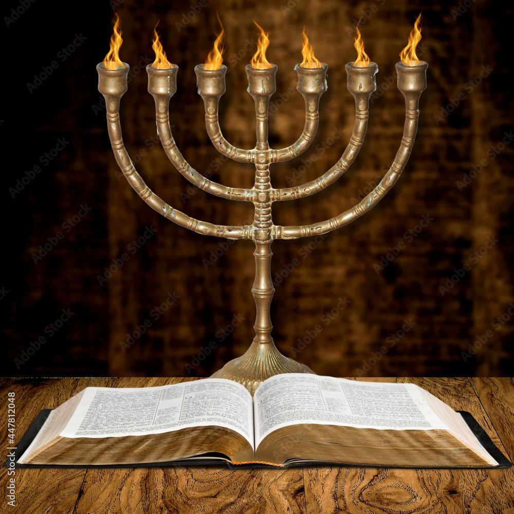 Foto stock di jesus, bible, lampstand, lamps, seven, candles, lamp ...