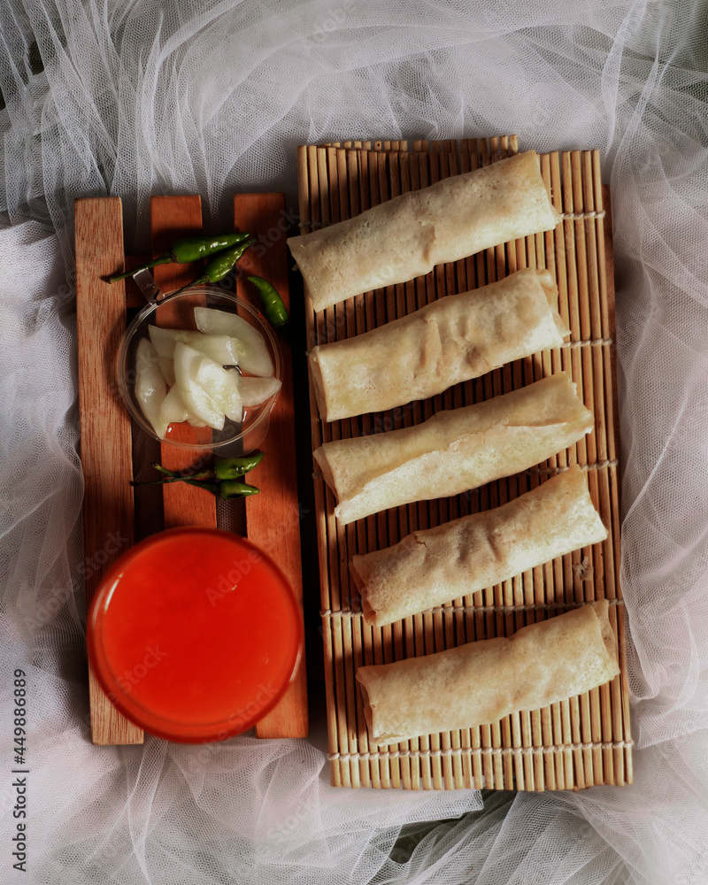 Lumpia is a typical Semarang cake. The spring roll cake is not fried ...