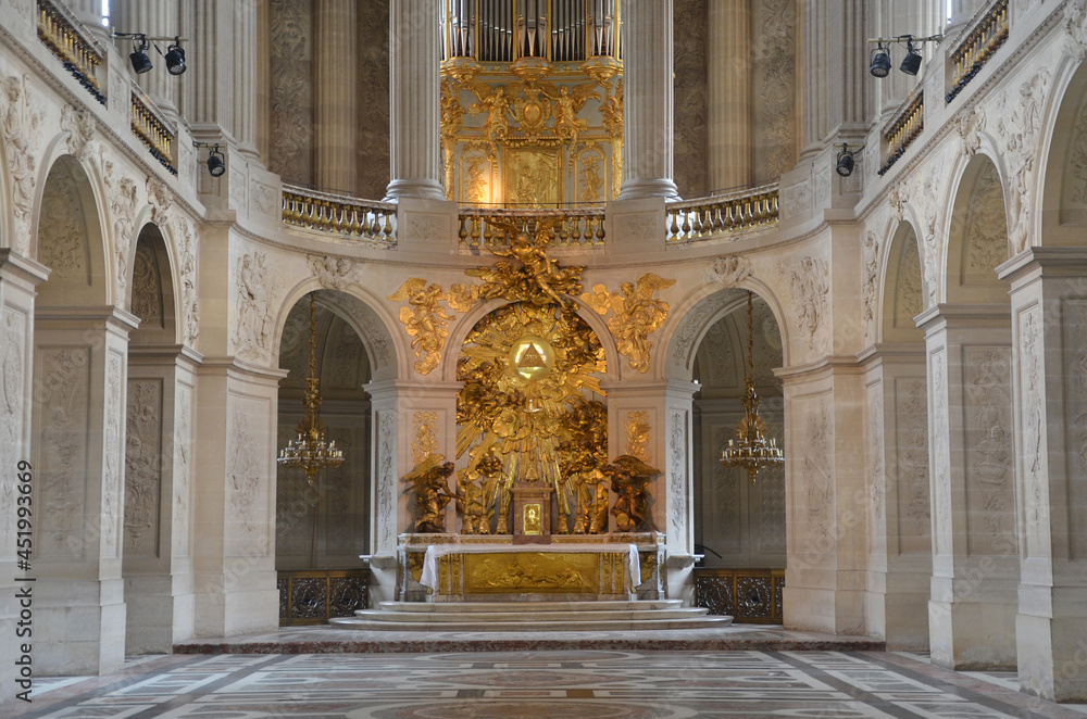 The royal chapel (Chapelle royale), the residence of the sun king Louis ...