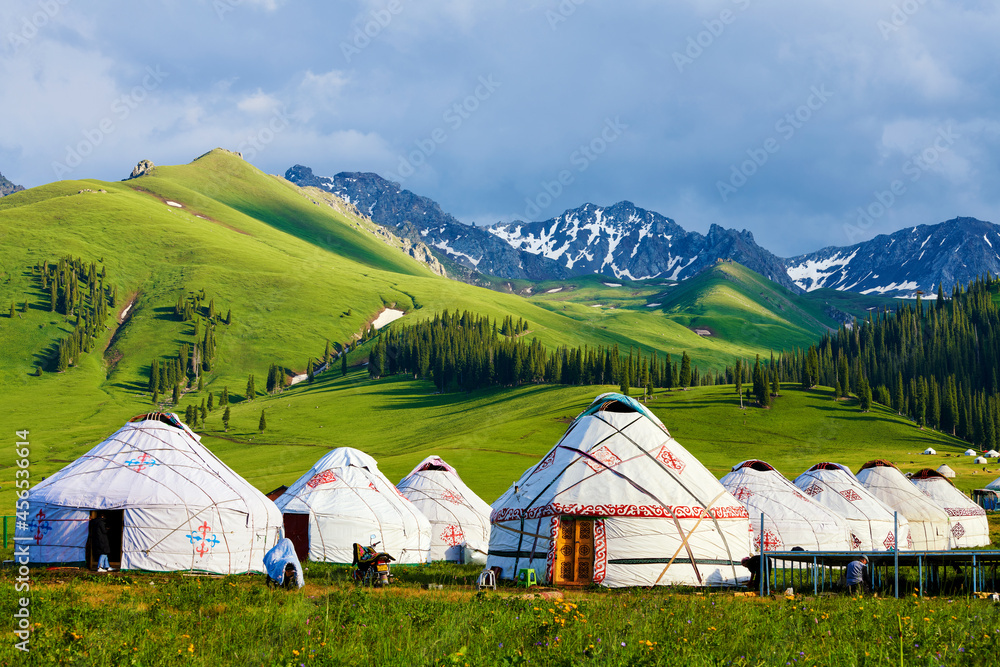 Mongolia yurts in the summer meadows in Nalati scenic spot, Xinjiang ...