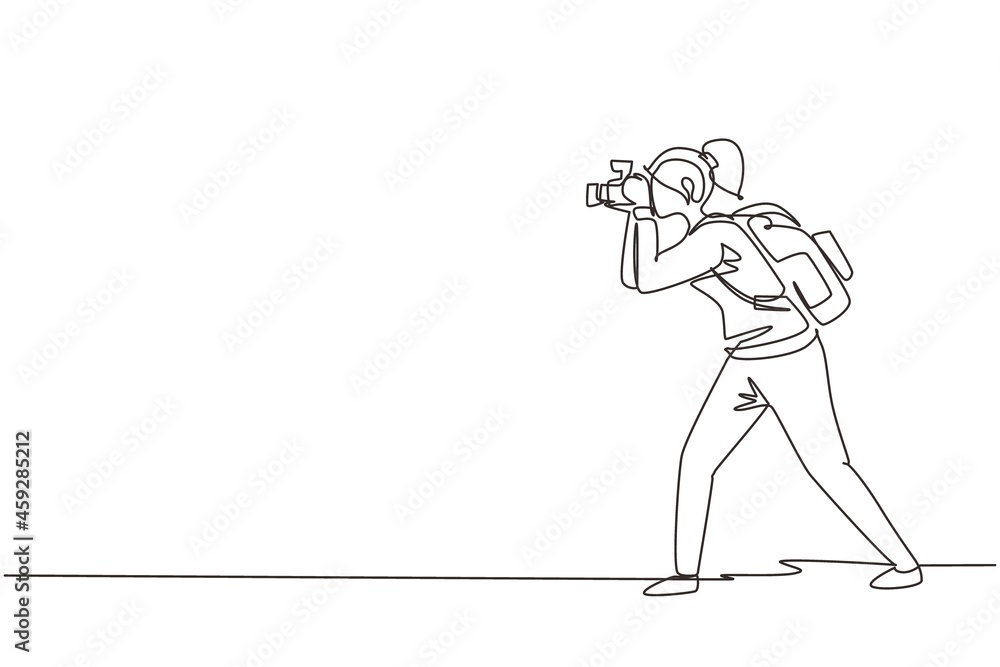 Single continuous line drawing woman journalist or reporter with ...