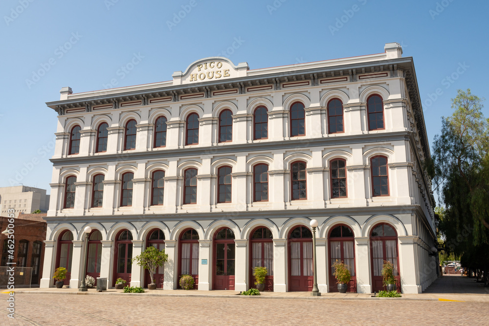 Foto de Stock The historic Pico House in downtown Los Angeles. Built by ...