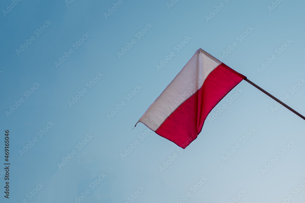 Photo Stock Polska flaga na maszcie, biało-czerwona flaga, Polska, 11 ...