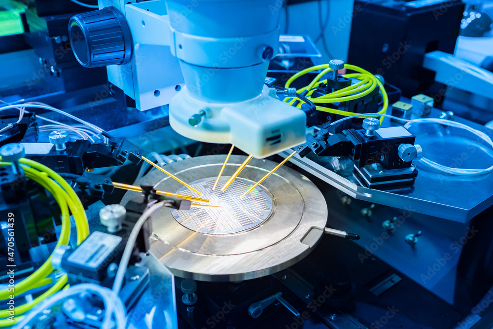Process of examining test sample of microchip transistor under ...