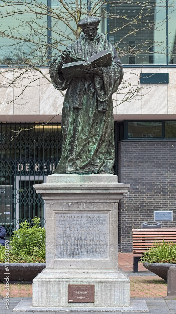 Statue of Erasmus in Rotterdam, Netherlands. The statue by the Dutch ...