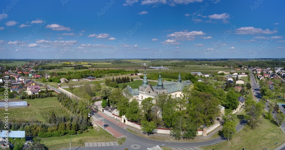 Klasztor w Mstowie – zabytkowy, średniowieczny klasztor w Wancerzowie ...