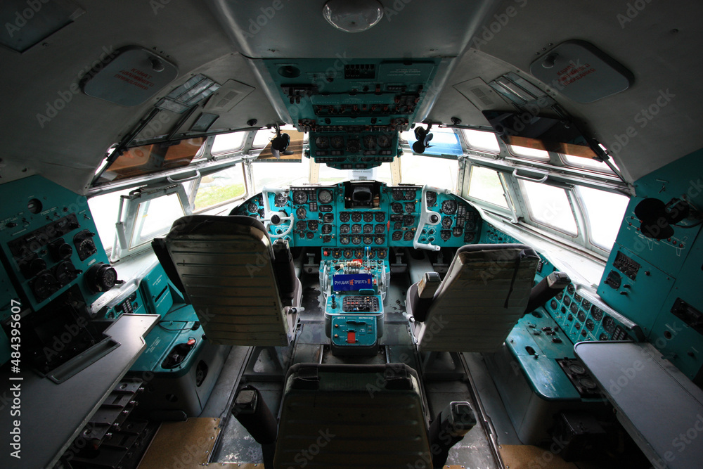 Interior view of the cockpit of an old Ilyushin Il-62 "Classic" long ...