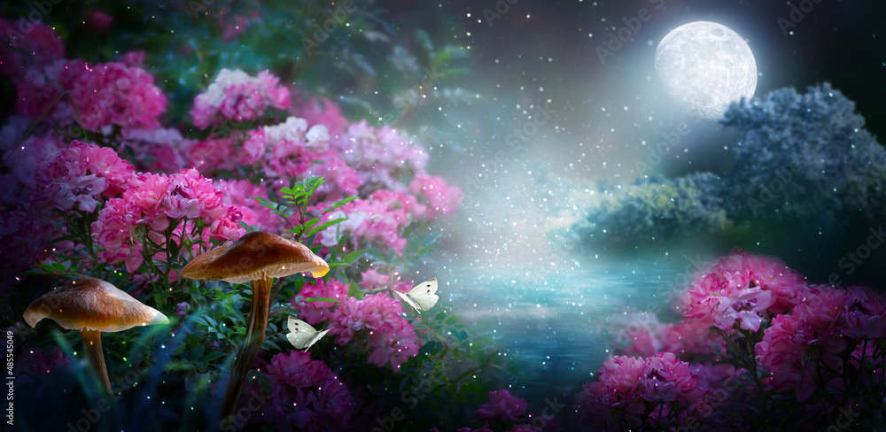 Foto stock di Fantasy magical fairy tale landscape with enchanted forest lake, fabulous ...