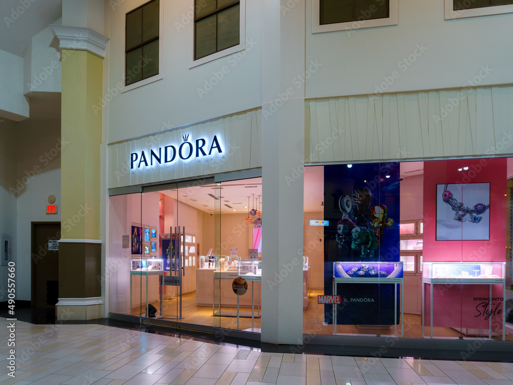New Hartford, New York - Mar 1, 2022: A Side View of Pandora Storefront ...