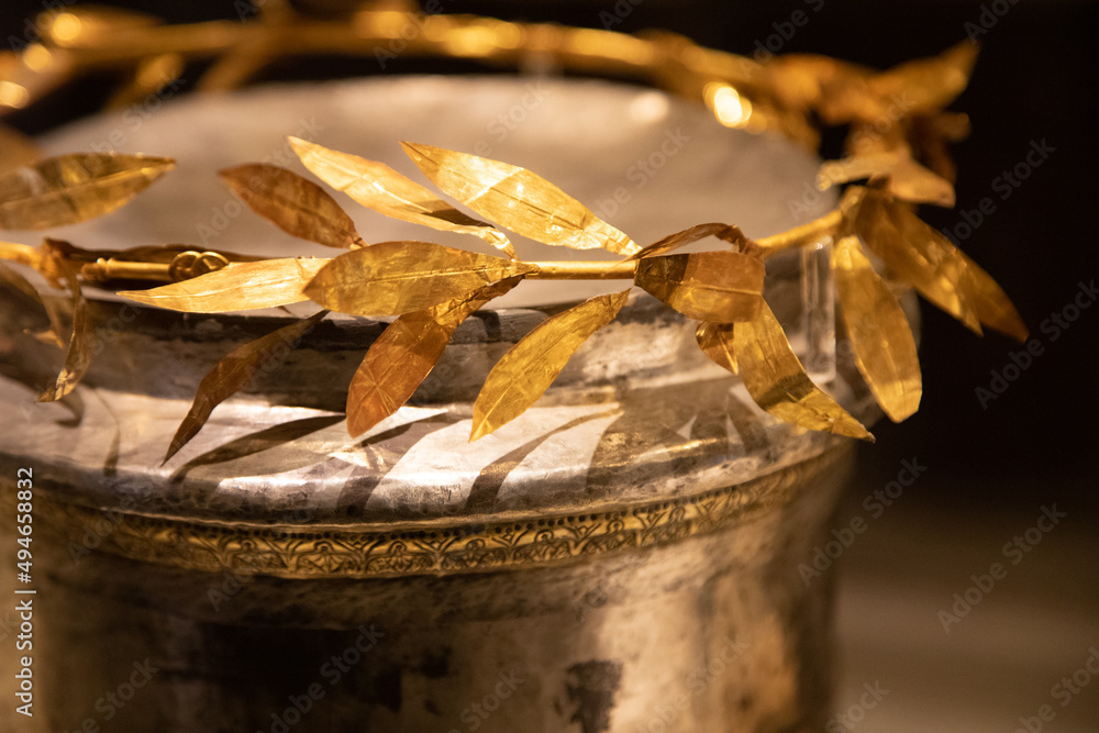 gold ancient greek crown Stock Photo | Adobe Stock