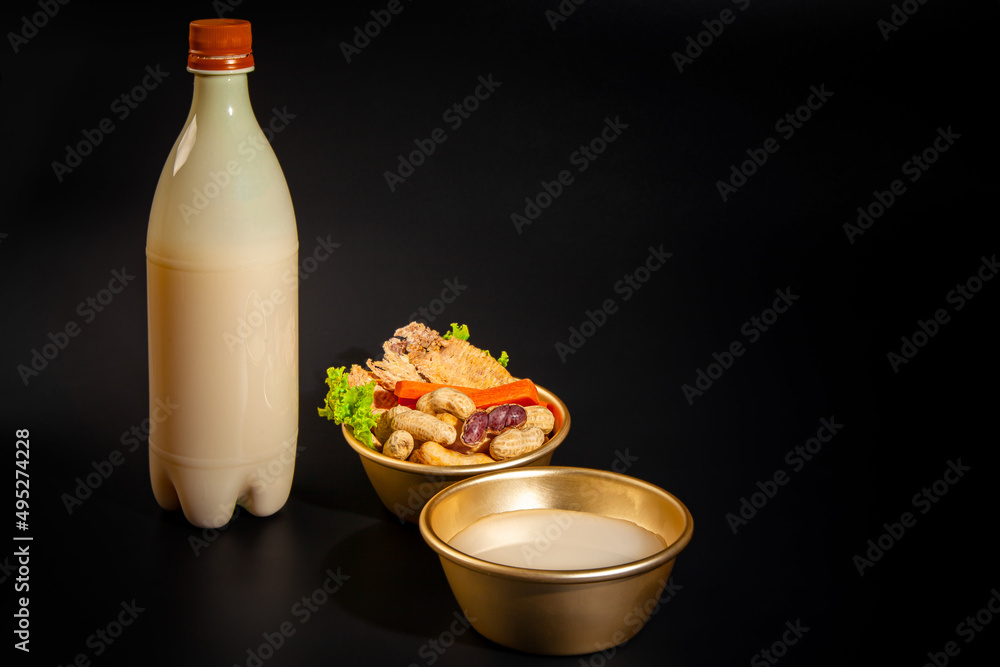 Makgeolli rice wine is a Korean fermented alcoholic beverage ...