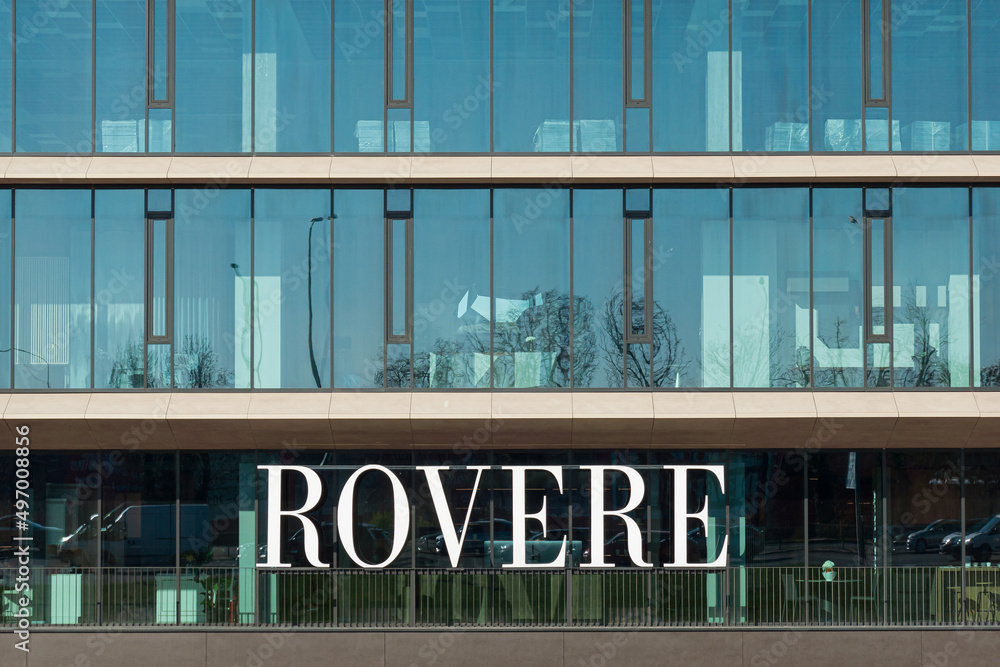 Rovere luxury home furniture showroom store in the new office building ...