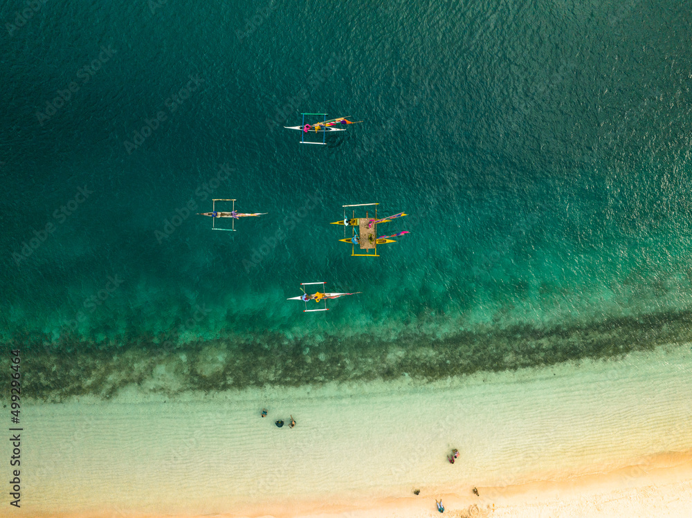 VINTA BOAT OF ZAMBOANGA The vinta is a traditional outrigger boat from ...