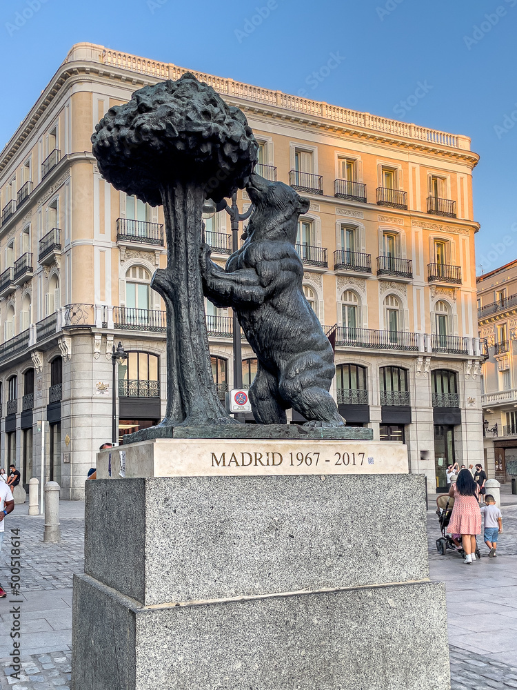View of the iconic bear and the strawberry tree (oso y el madroño) un ...