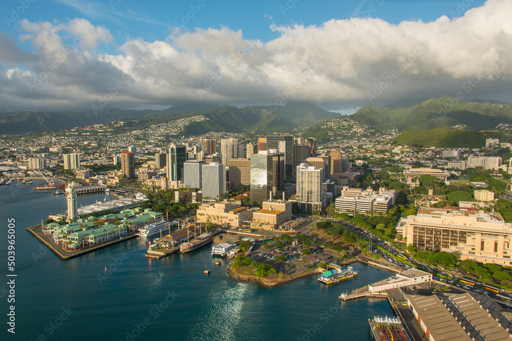 Aerial view of downtown Honolulu Harbour, Oahu, Hawaii, USA Stock Photo ...