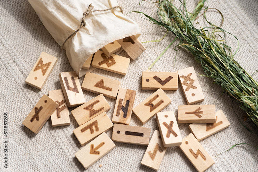 RANDOM WOODEN RUNES WITH SYMBOLS IN a DRY healing herb for fortune ...