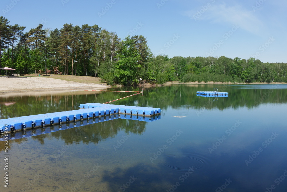 Foto de Stock Badesee Eichwege in Brandenburg mit Strand und ...