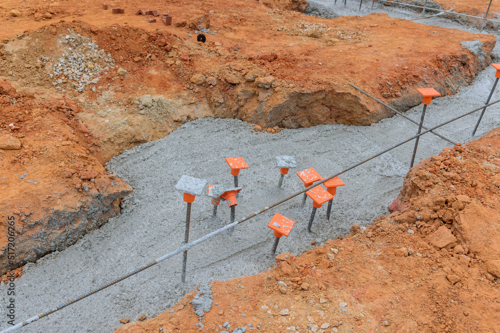 Reinforcement of the reinforced concrete structure with a strip ...