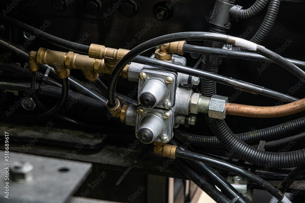 Foto de Stock Semi-trailer, truck spare parts. Tubes, various fasteners ...