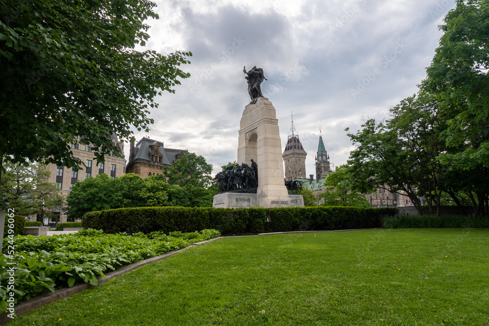 Ottawa, Canada: National War Memorial (Monument commémoratif de guerre ...