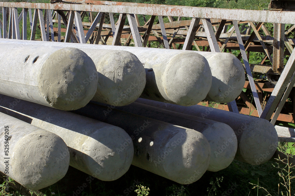 concrete pillars, Cracked concrete cylindrical columns prepared for ...