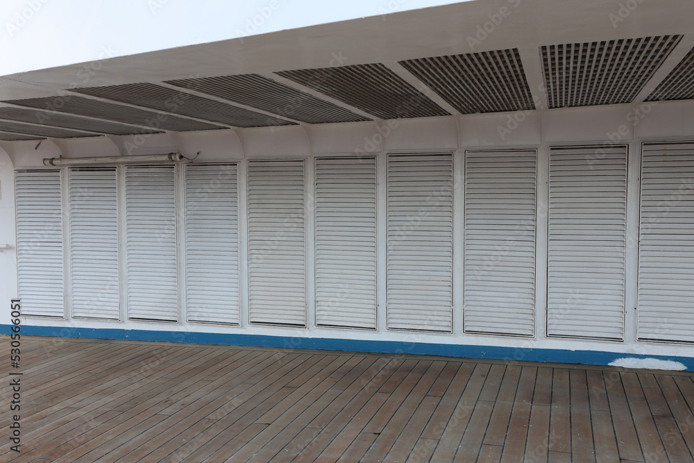 Foto de Stock interior of the ship's bridge ceiling. There are many ...