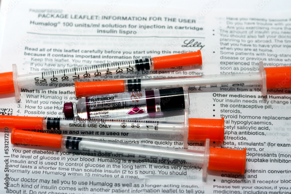 Foto de Stock Cairo, Egypt, September 14 2022: Humalog 100 units ml ...
