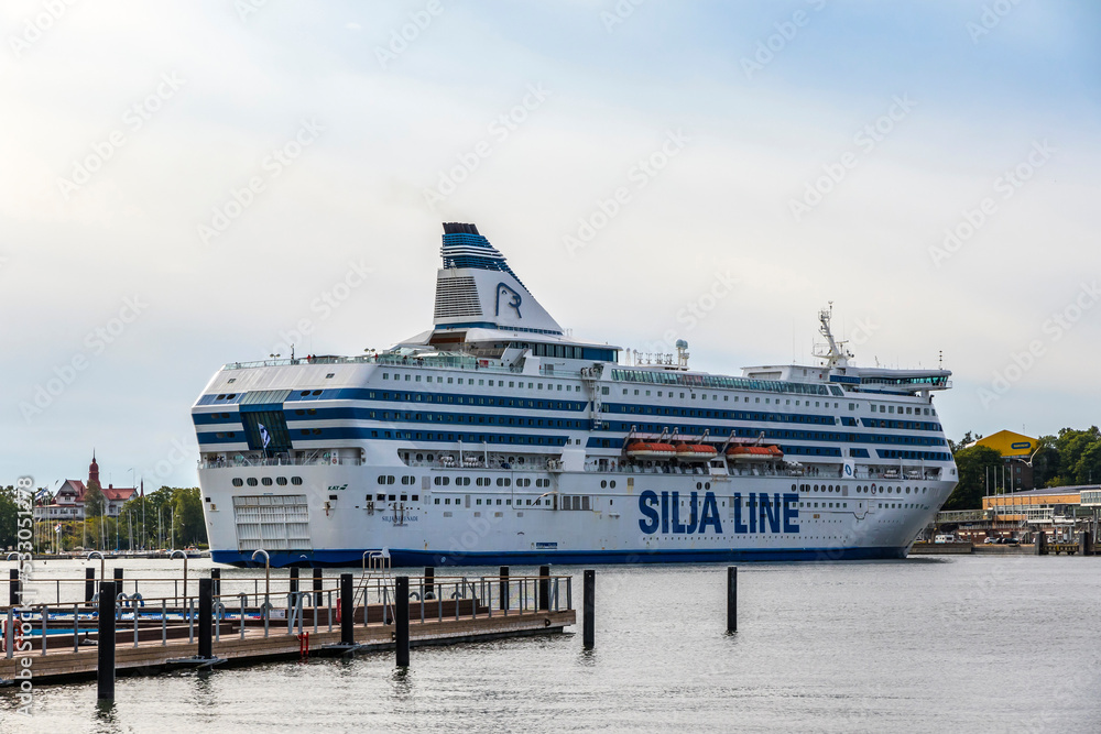 MS Silja Serenade cruiseferry, owned by Estonian shipping company ...