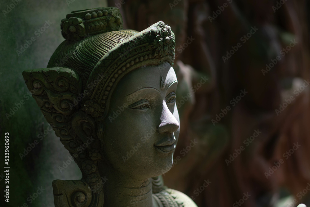 Stone carving of angels, Apsara, women of ancient Khmer art and ...