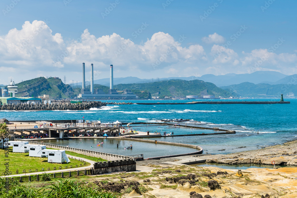 View of the coastal swimming pool at Heping Island Park in Keelung ...