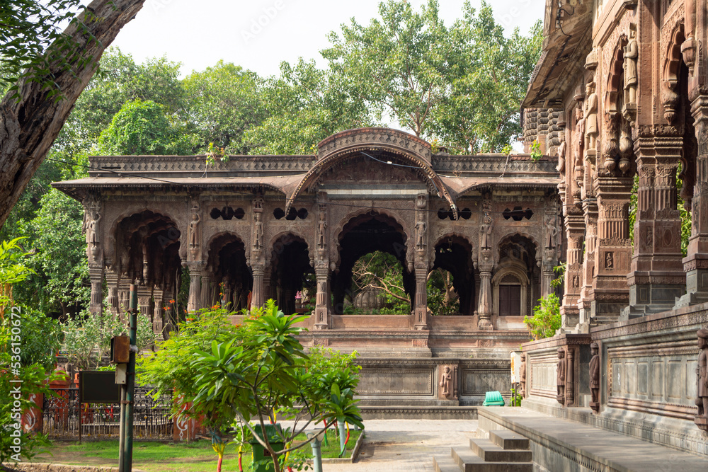 Pillars & Arches of Krishnapura Chhatri, Indore, Madhya Pradesh. Indian ...
