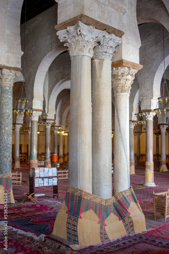 Columns and arches in the Mosque of Uqba (Great Mosque of Kairouan ...