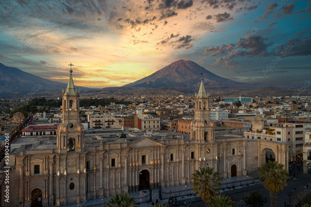 Foto de Stock Aerial view of the Plaza de Armas with the Arequipa ...