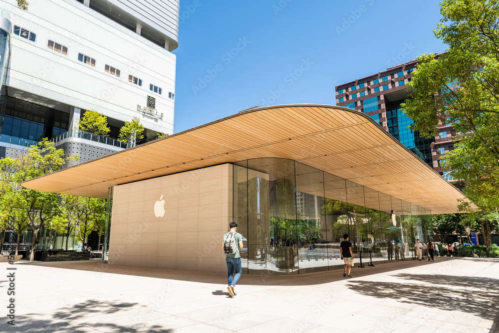 Taipei, Taiwan- September 22, 2022: Apple store Xinyi A13 in Taipei ...