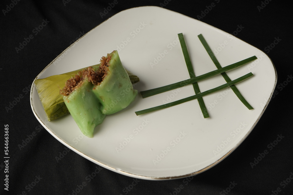 Doko Doko Cangkuli Cake is a typical snack from South Sulawesi ...