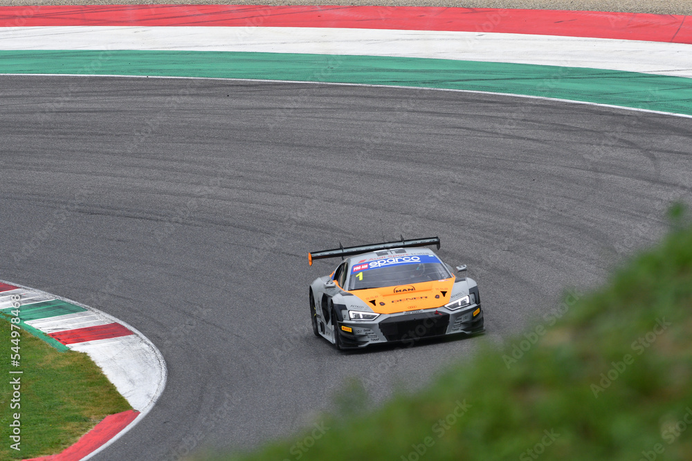 Foto de Stock Mugello Circuit, Italy - October 21, 2022: Audi R8 GT3 ...