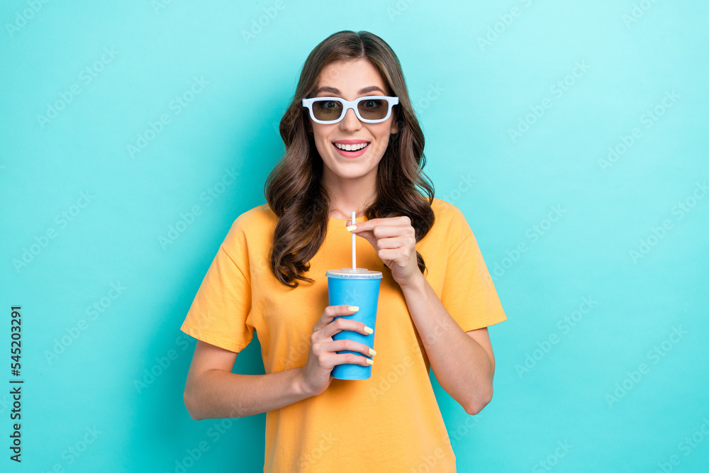 Photo of young adorable cute pretty nice woman wear yellow t-shirt hold ...