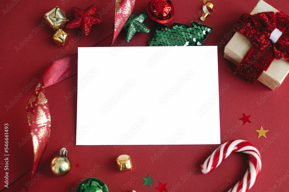Christmas card mock up. Modern greeting card composition with christmas ...