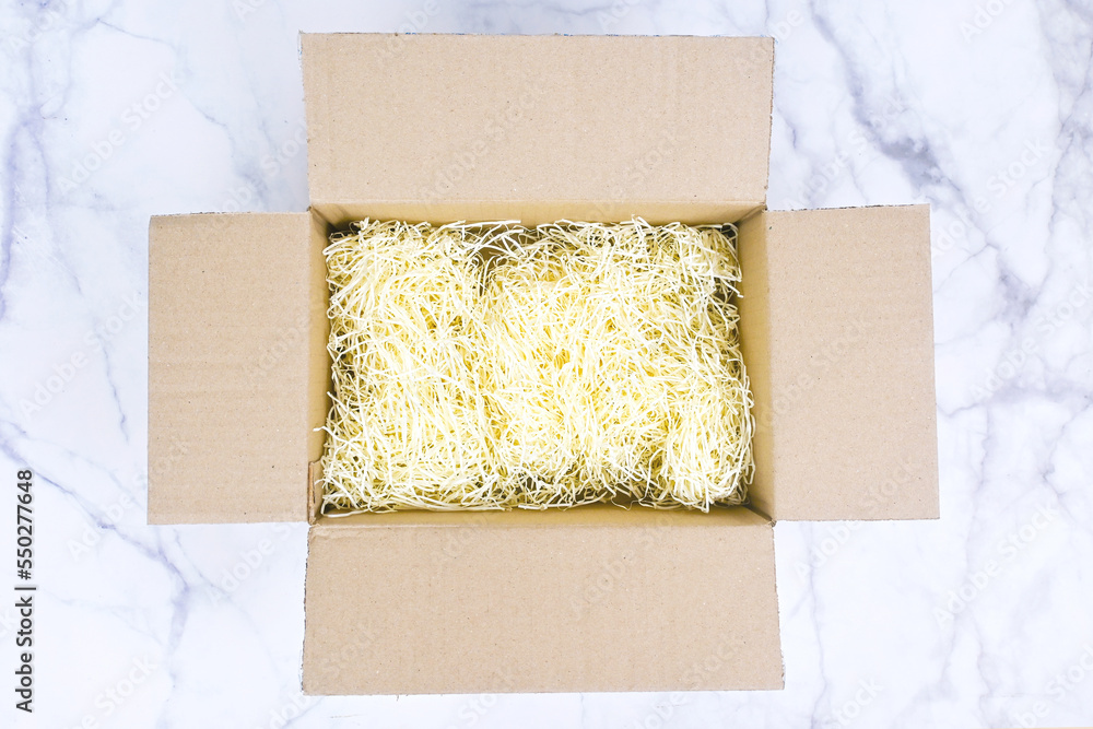 Realistic cardboard box set, opened and closed top view with corrugated ...