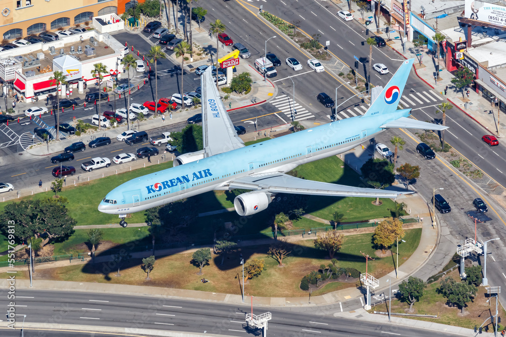 Korean Air Boeing 777-300(ER) airplane at Los Angeles airport in the ...