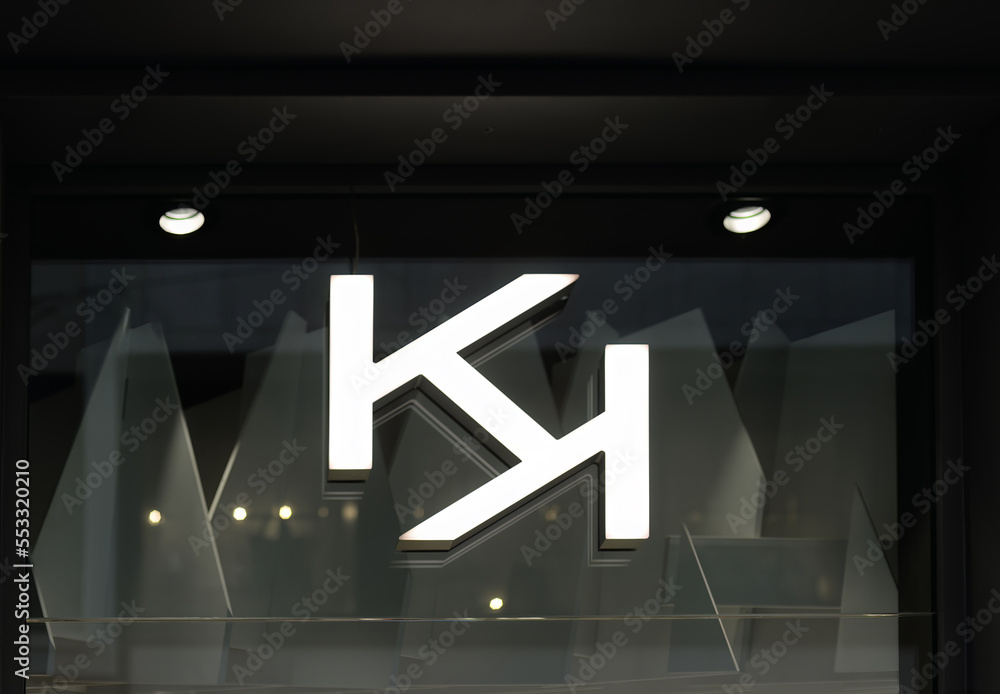 Stock-Foto „MILAN, ITALY – OCTOBER 6, 2022: Logo of Kiko Milano on shop ...