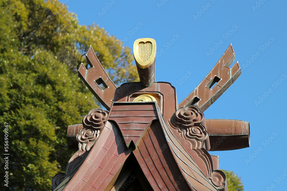 Roof end design image of the Japanese Kamakura period wooden shrine ...