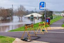 Road Signs Underwater Free Stock Photo - Public Domain Pictures