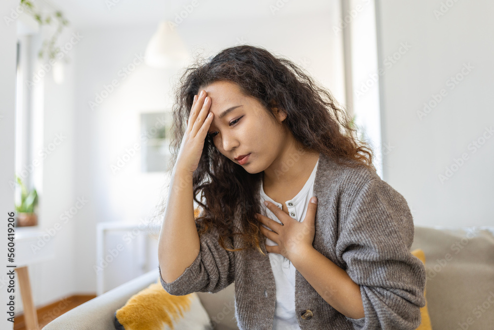 Stock-Foto „Breathing, respiratory problem, asthma attack, pressure ...