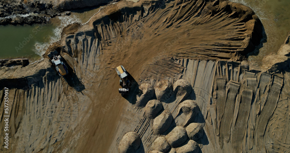 shaft and countercurrent of water remove unwanted fine particles and ...