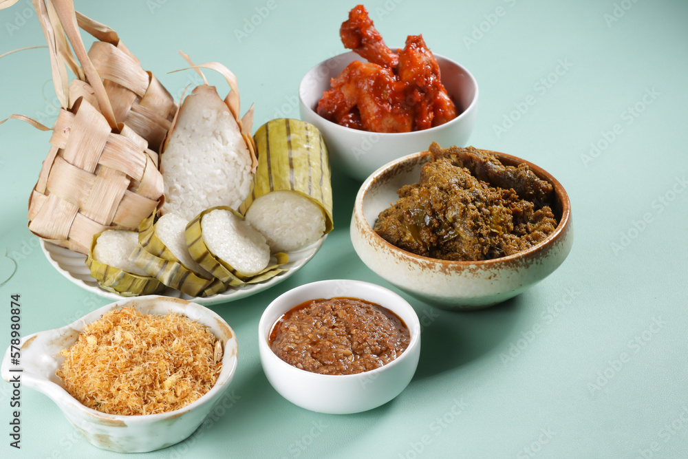 Malaysian Traditional Muslim Food During Hari Raya, Lemang, Ketupat ...