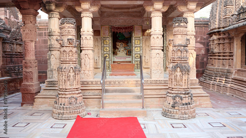 Foto de Stock Osian, Rajasthan, India 2nd March 2023:The Mahavira Jain ...