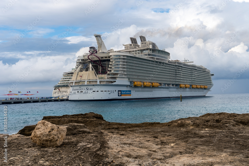 Coco Cay, Bahamas: Symphony of the Seas cruise ship. Operated by Royal ...