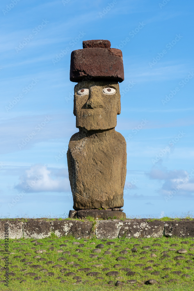 Front view of the moai of Ahu Ko Te Riku with headgear and eyes on ...